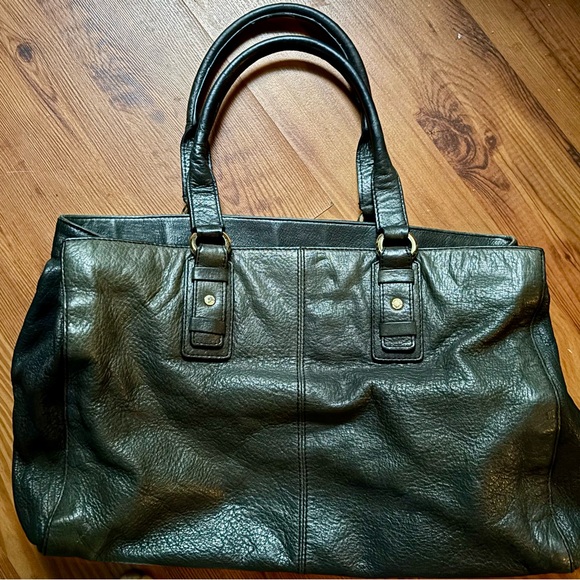 Ellen Tracy | Bags | Ellen Tracy Olive Green Shoulder Bag | Poshmark